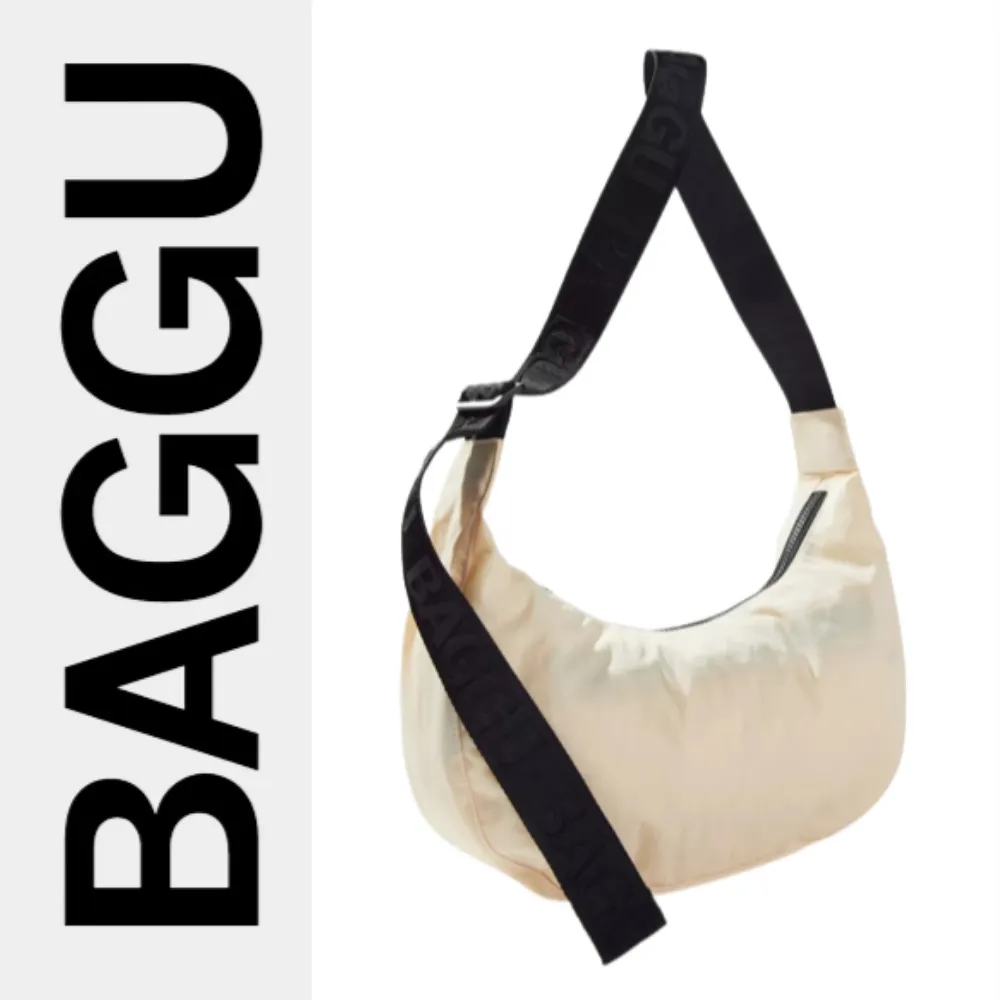 바쿠 미디움크레센트백 아이보리 Baggu Medium Crescent Bag Ivory | 크로켓