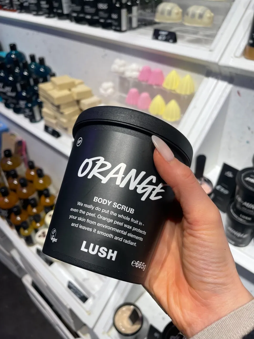 러쉬 Orange 바디스크럽 665g | 크로켓