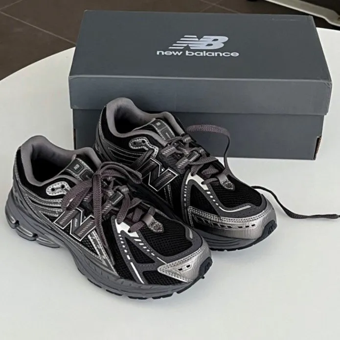 뉴발란스 1906 팬텀 블랙 빅키즈 GC1906EX | 크로켓