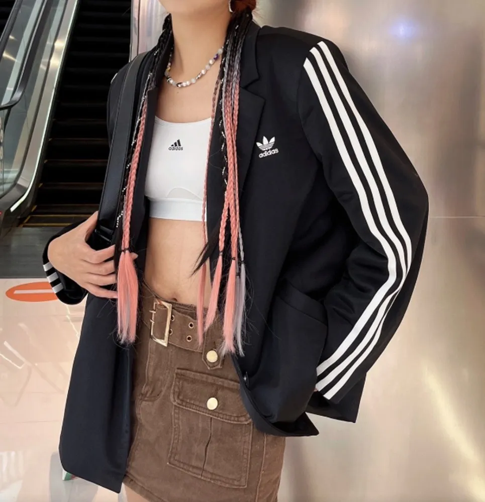 아디다스 오리지널 우먼 클래식 삼선 자켓 블레이저 블랙 IK0440 | 크로켓