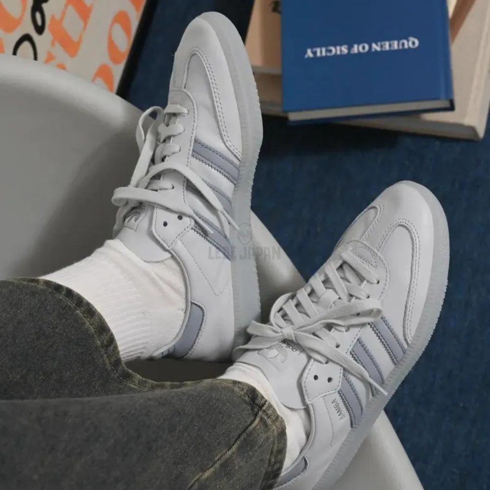 아디다스 삼바 데콘 팬톤 실버 그레이 운동화 IH5384 | 상품 상세 | 크로켓