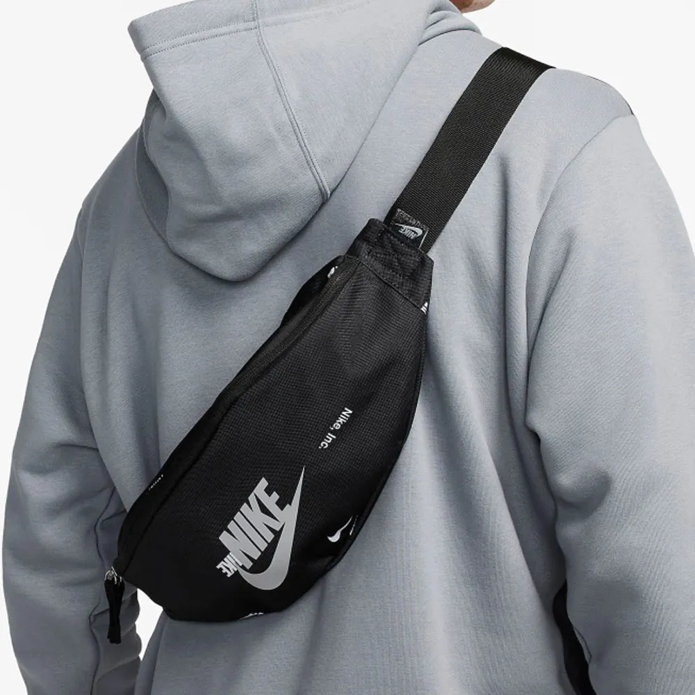 나이키 헤리티지 퍼니 팩 3L FB2846-010 | 상품 상세 | 크로켓