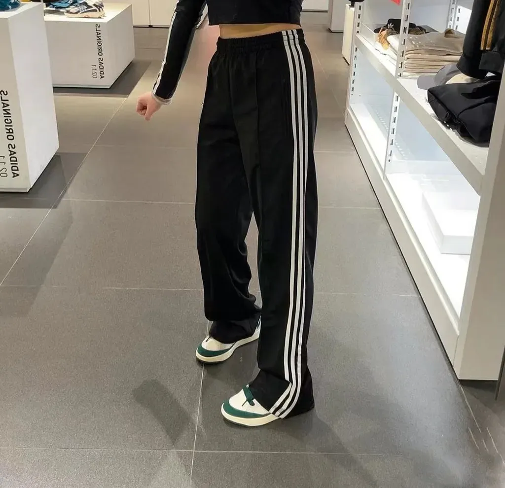 아디다스 파이어버드 루즈핏 여성 트랙 팬츠 트레이닝 바지 블랙 IT7404 | 크로켓