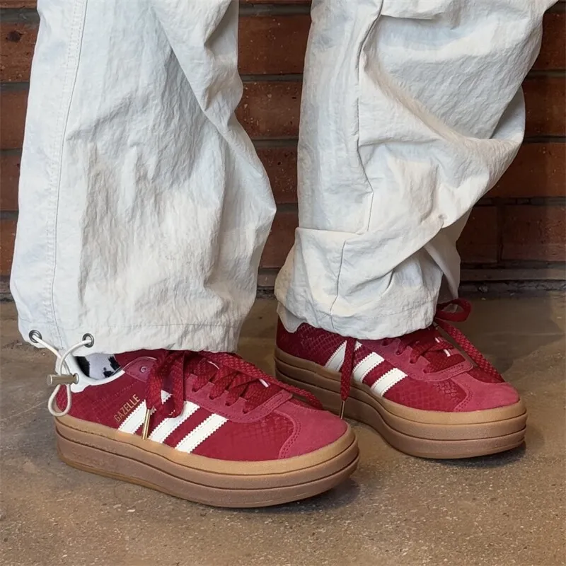 아디다스 오리지널 가젤 볼드 CNY 뱀의 해 한정판 여성 운동화 JQ5977 | 상품 상세 | 크로켓