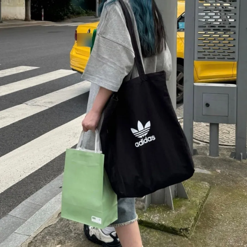 아디다스 아디컬러 쇼퍼백 에코백 블랙 H64170 | 상품 상세 | 크로켓