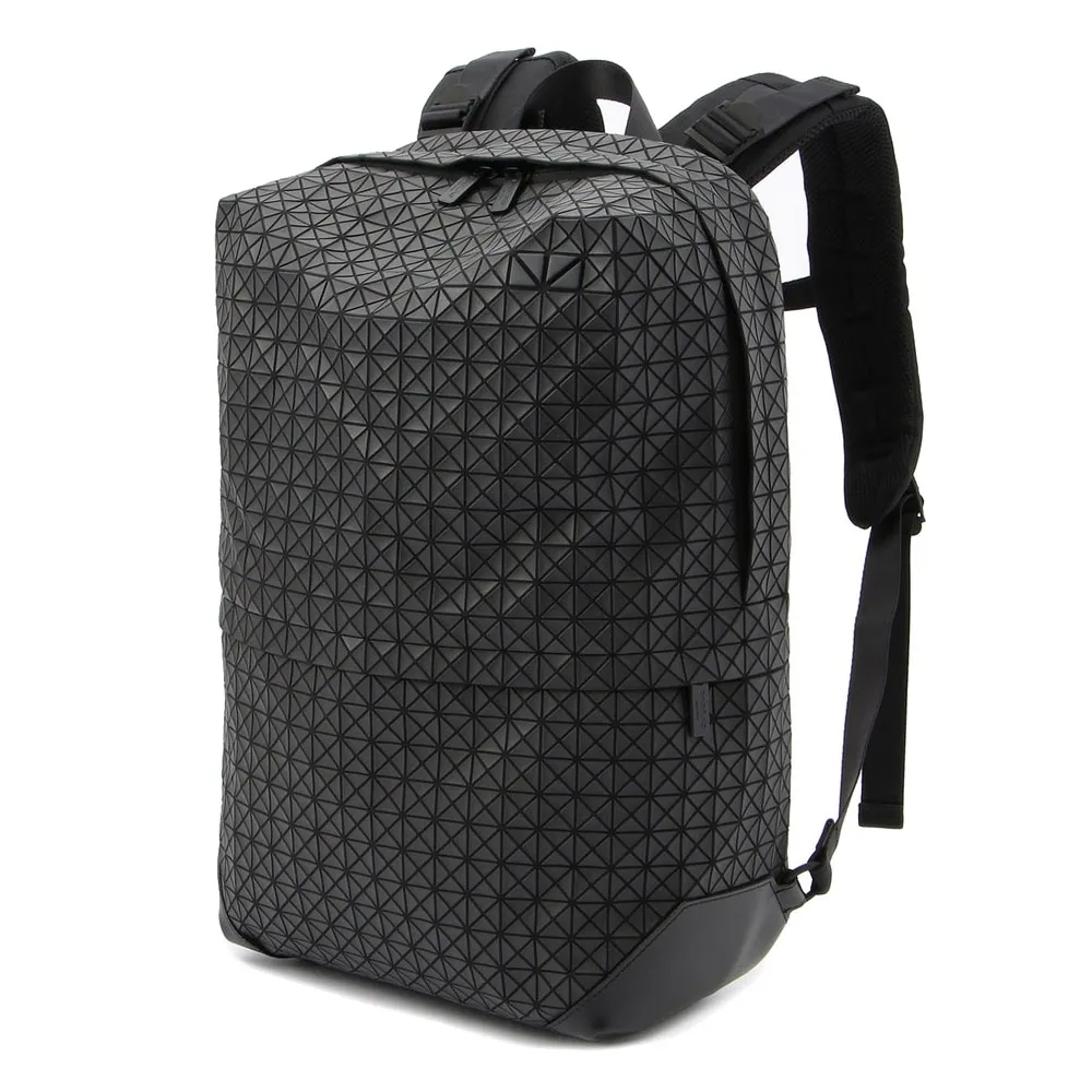 이세이미야케 바오바오 라이너 백팩 매트블랙 AG111 | 크로켓