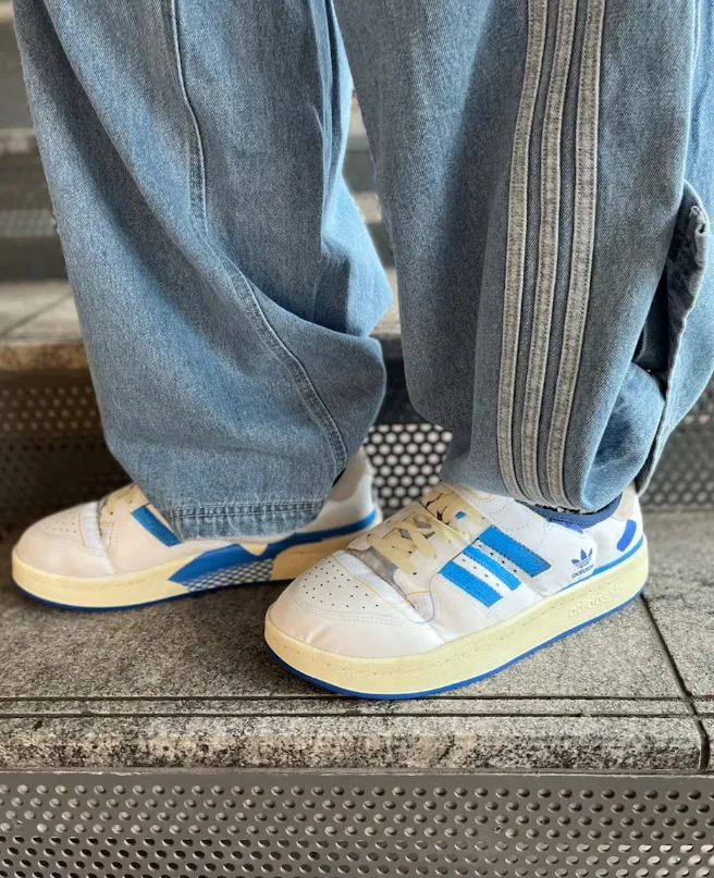 아디다스 포럼 블루 퍼피렛 패딩신발 슬립온 adidas PUFFYLETTE HP6698 | 상품 상세 | 크로켓