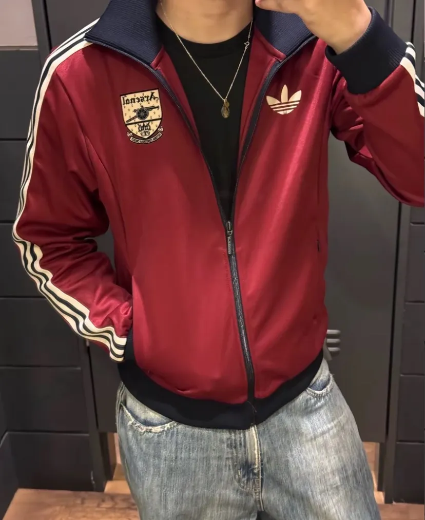 아디다스 오리지널스 아스날 FC 트랙탑 져지 자켓 트레이닝복 버건디 IY0054 | 크로켓