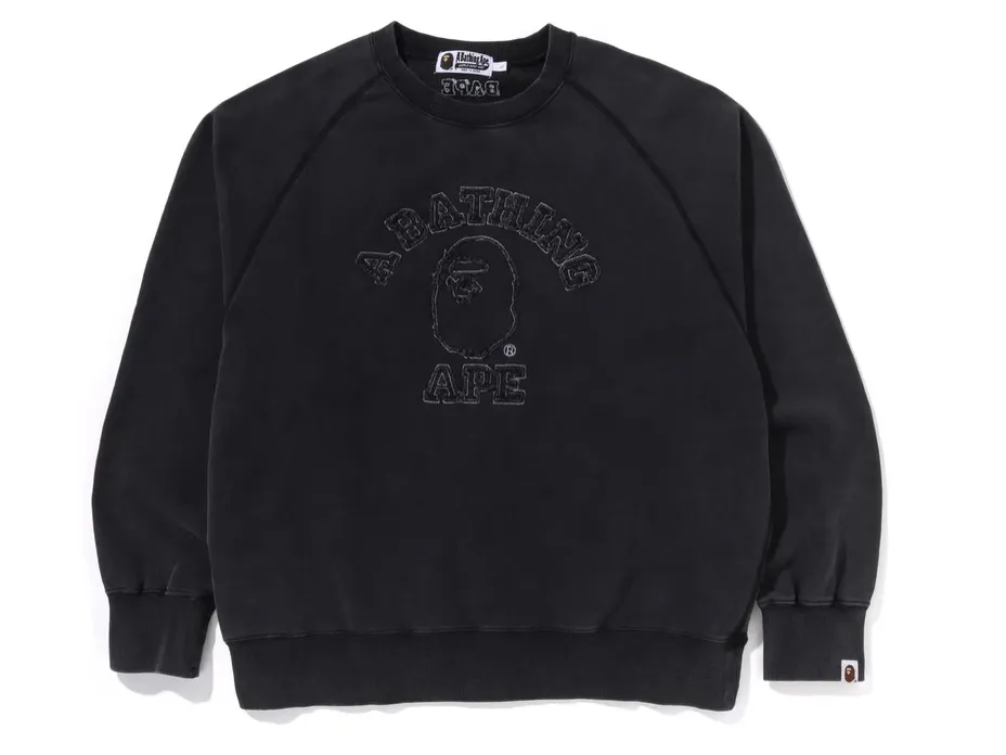 베이프 워시드 이팩트 컬리지 맨투맨 BAPE WASHED EFFECT COLLEGE PATCH RELAXED FIT ...