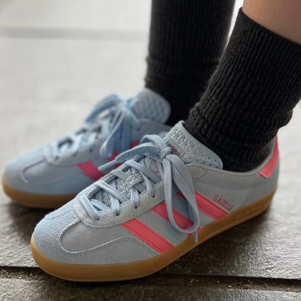 아디다스 가젤 블루 핑크 JH6193 | 크로켓