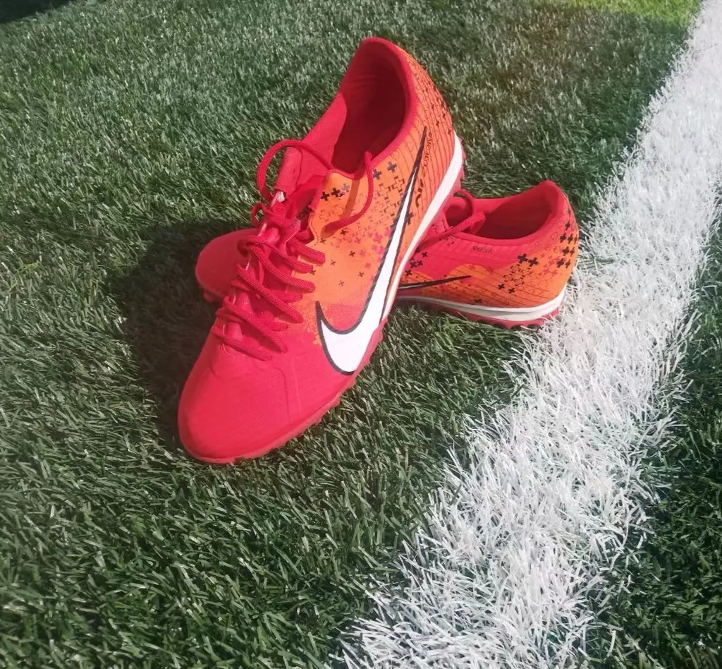 나이키 머큐리얼 베이퍼 15 아카데미 TF 풋살화 인조잔디 축구화 FD1168-600 | 크로켓