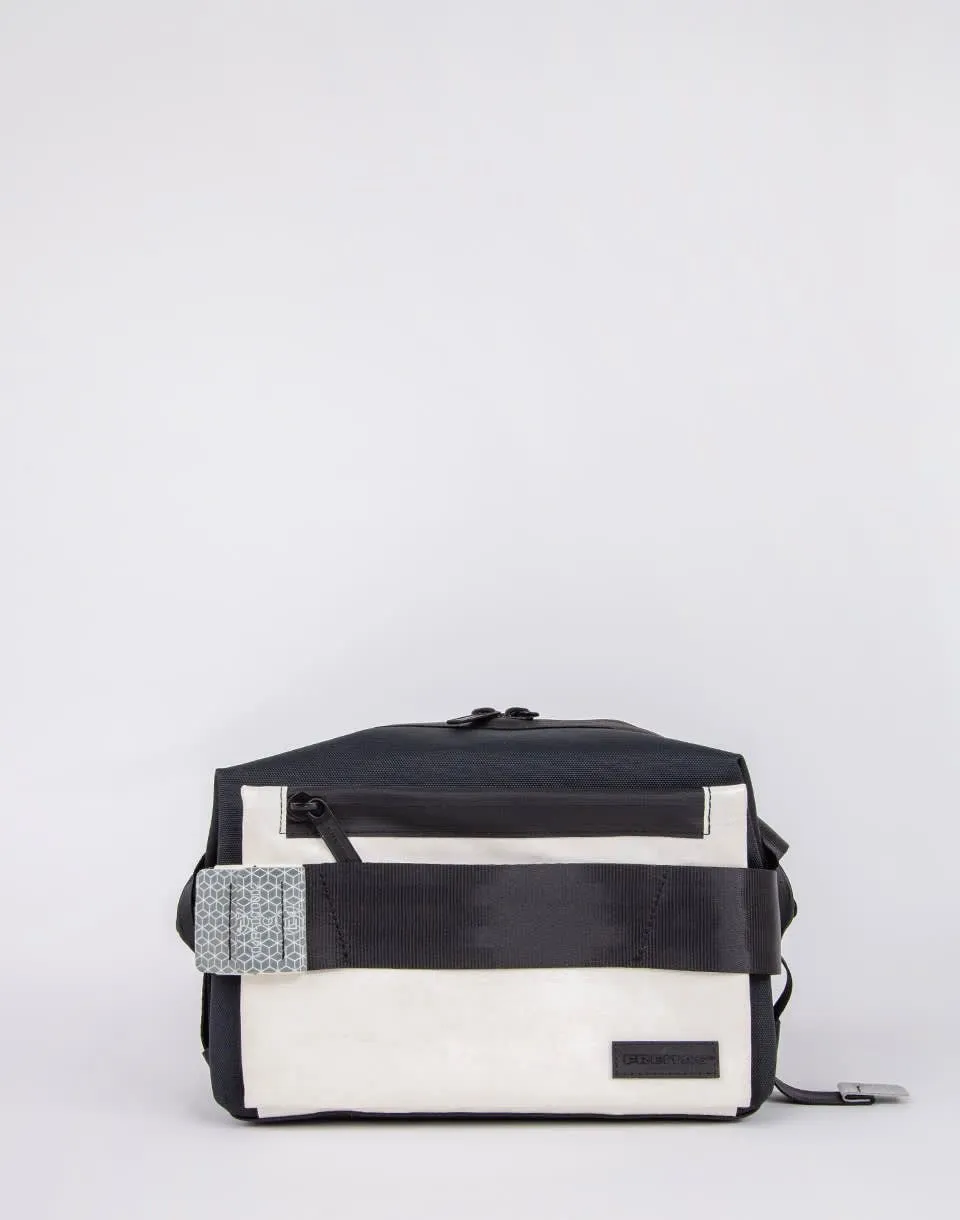 FREITAG 프라이탁 워렌 크로스 보디 백 F670 Warren 화이트 | 상품 상세 | 크로켓