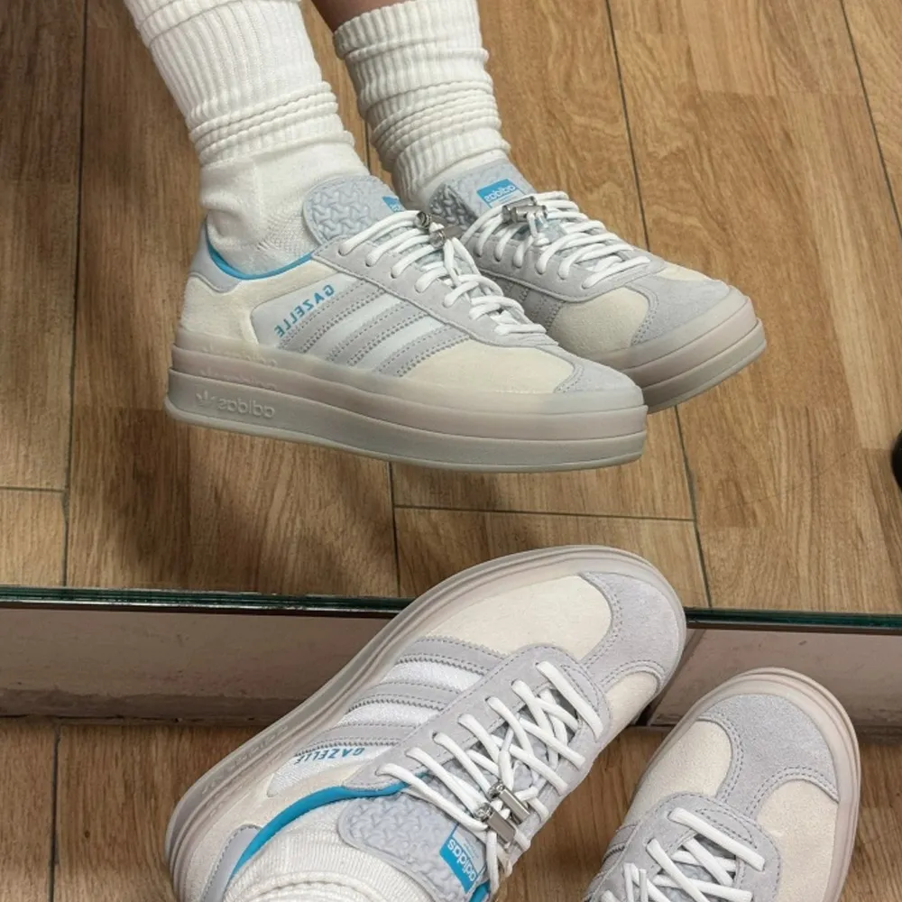 아디다스 x 오디너리 피플 가젤 볼드 클라우드 화이트 라이트 블루 IH9992 | 상품 상세 | 크로켓