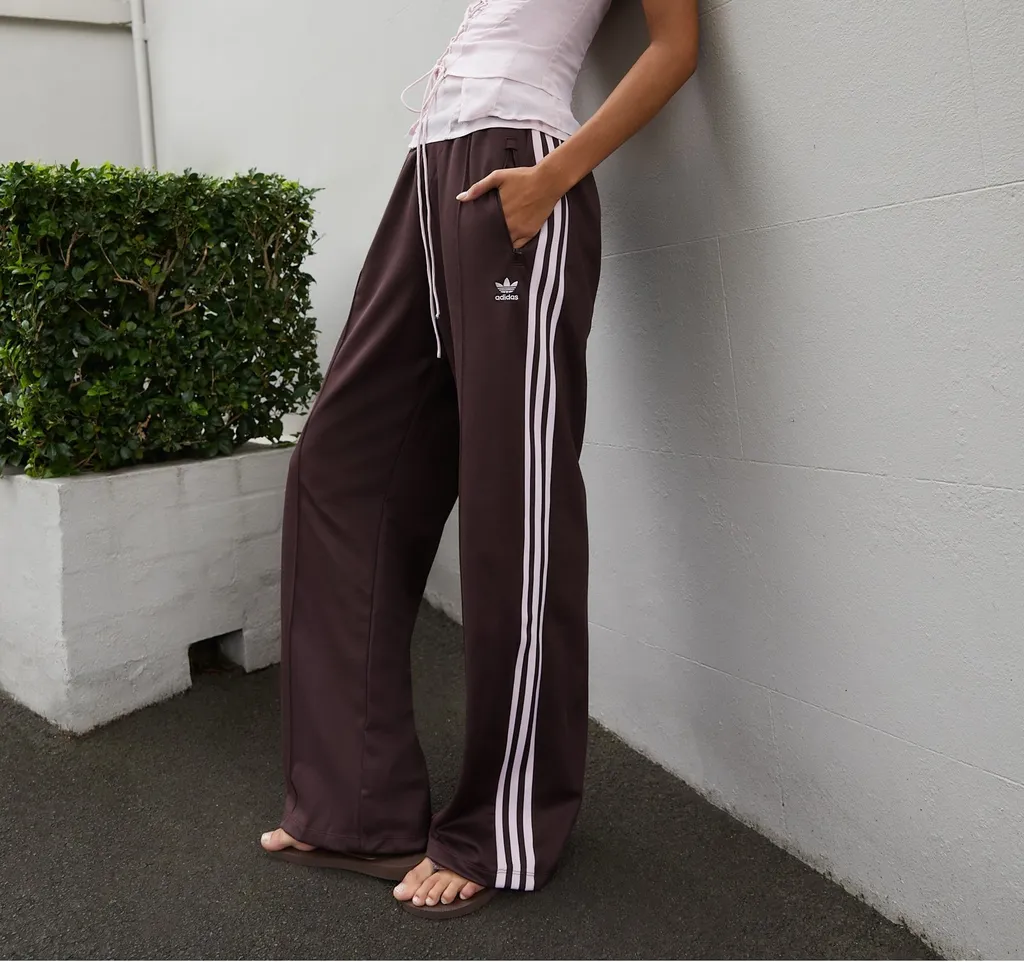 [빠른 출고] 아디다스 베켄바우어 럭스 트레이닝 트랙 팬츠 브라운 핑크 IR6093 | 상품 상세 | 크로켓