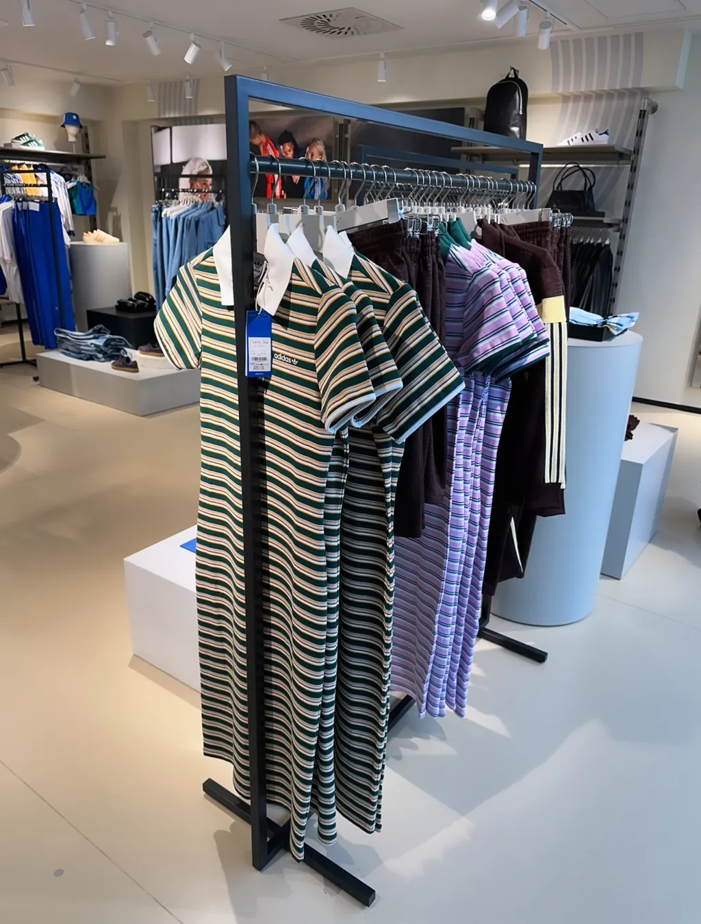 아디다스 오리지널 80S 스트라이프 원피스 반팔 롱 드레스 JC6178 JC6179 JC6180 | 상품 상세 | 크로켓