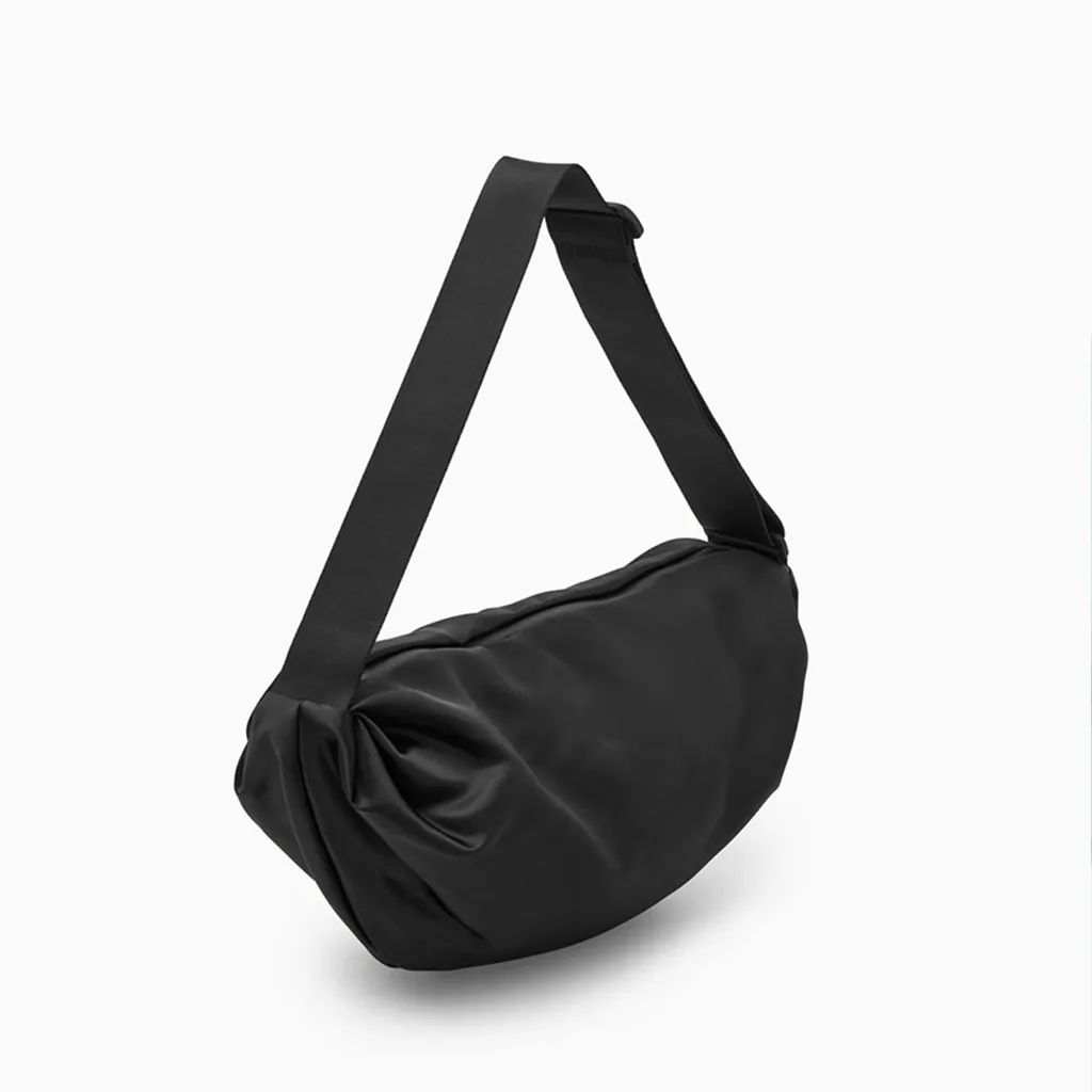 코스 나일론 크로스바디백 블랙 (COS PADDED CROSSBODY BAG) | 상품 상세 | 크로켓