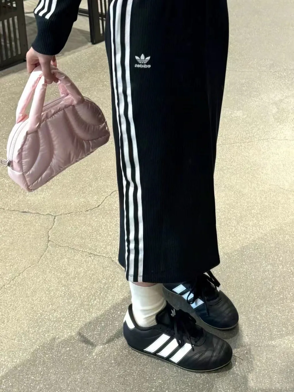 [무료배송] 아디다스 우먼스 오리지널 니트 롱 스커트 블랙 IY7279 | 상품 상세 | 크로켓