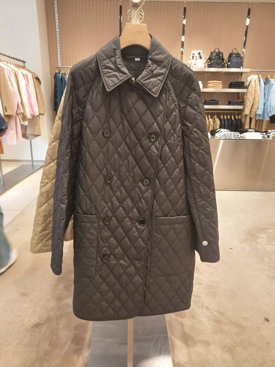 버버리 여성 타이팅 TYTHING 롱 퀼팅 자켓 80530441 | 상품 상세 | 크로켓