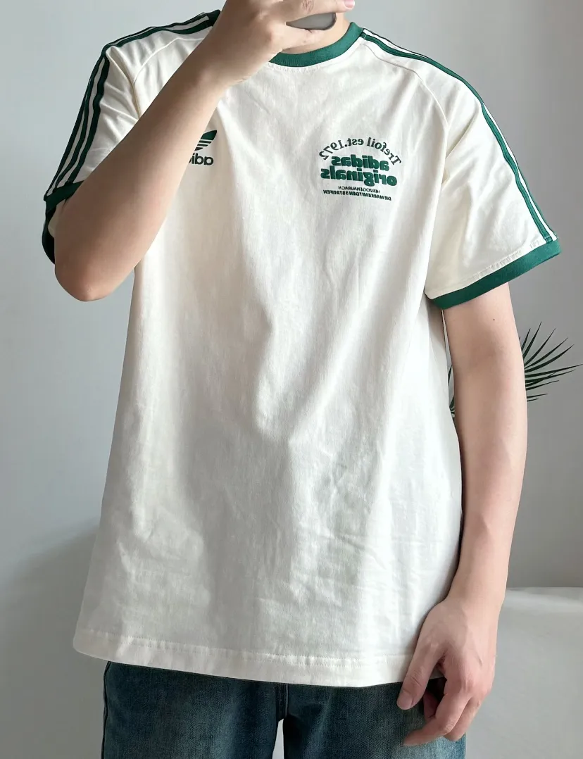 아디다스 스포츠 그래픽 캘리 반팔티셔츠 화이트 그린 IU0217 | 상품 상세 | 크로켓