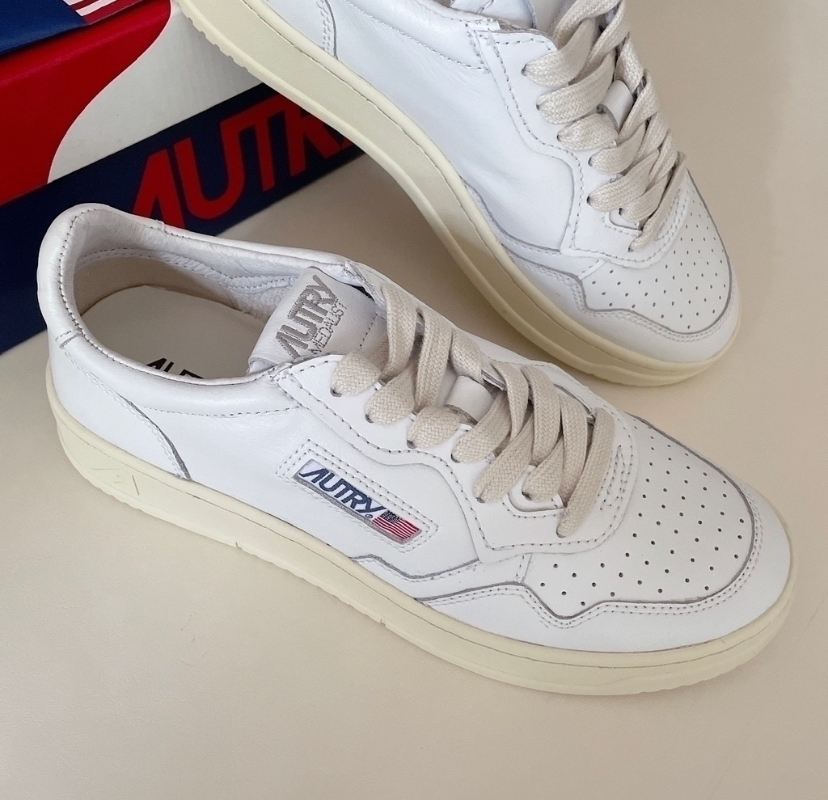 *36사이즈 1점 입고* 오트리 메달리스트 화이트 AUTRY MEDALIST WOMENS - White AULWLL15-WHT ...